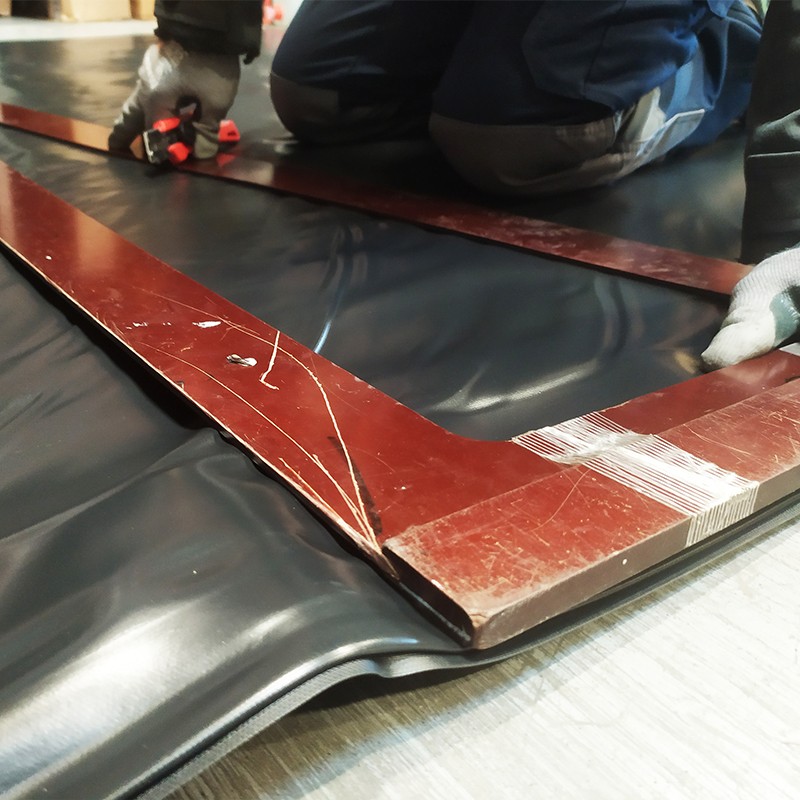 Bâche pour bassin à la coupe ou en rouleau - Le Monde Du Bassin